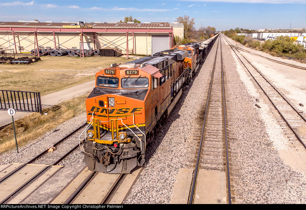 BNSF 8279